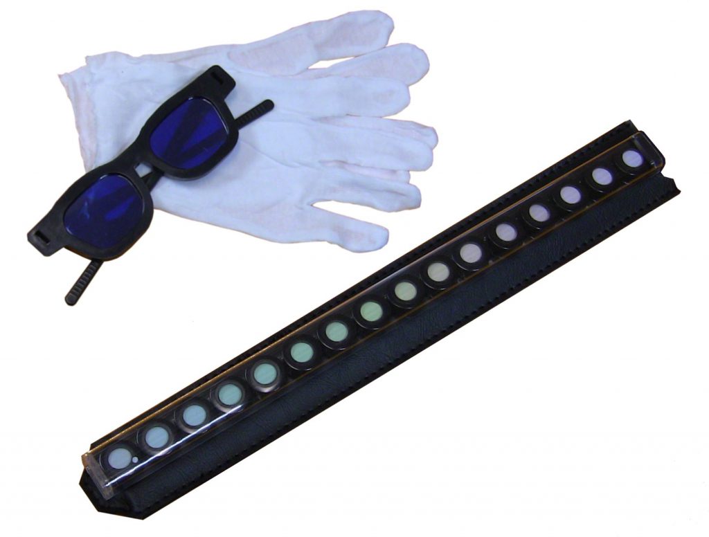 Lanthony D-15 Color Test (Desaturated)